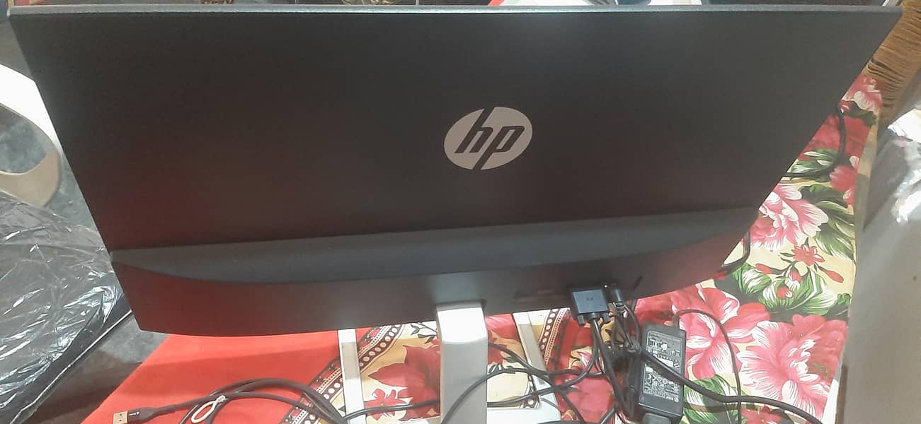HP 24es 24-inch IPS Monitor | Full HD | Bezel-Less Design - Computer ...
