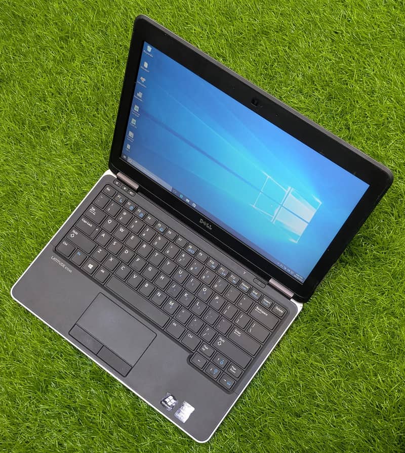 DELL Latitude E7240 | i7 / i5 - 4th Gen | 8 GB RAM - 128 GB SSD ...