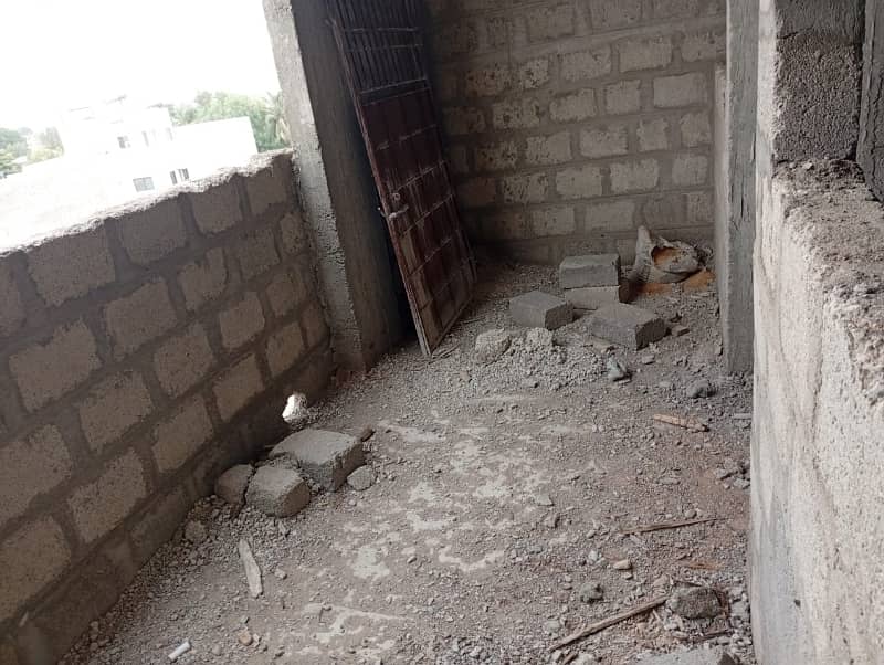 3 Bed Rooms Attached Washroom (2nd & 3rd Floor) Saima Green Valley ...