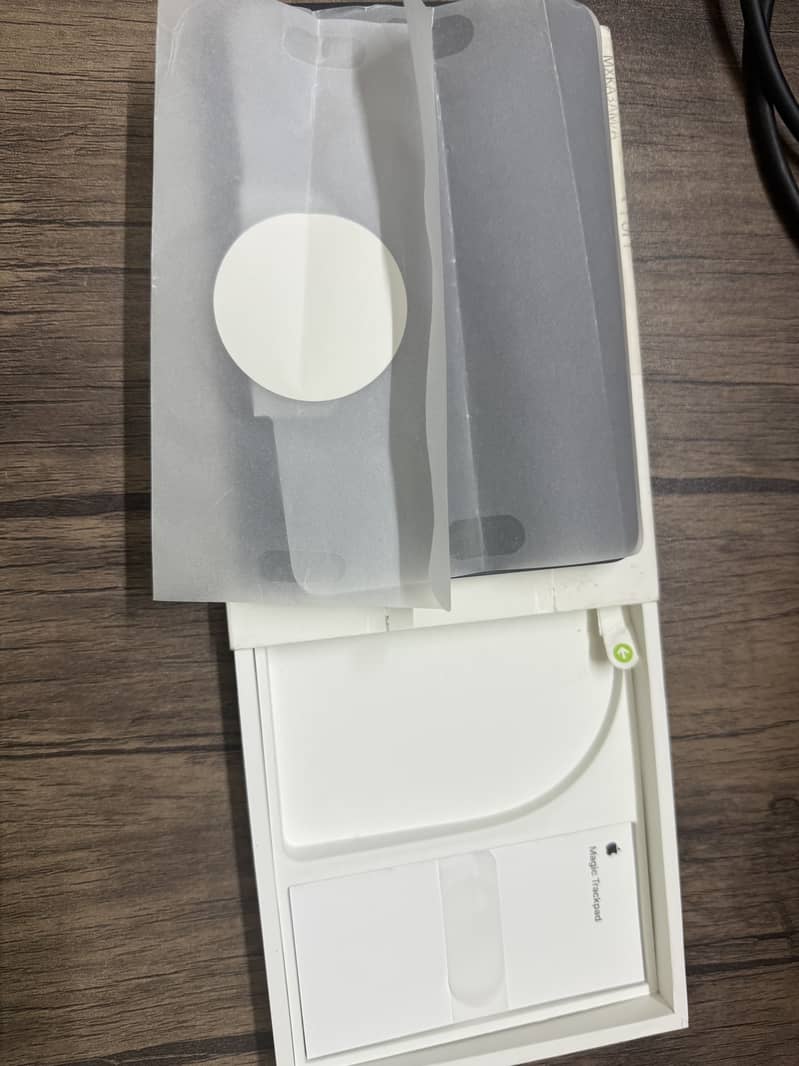 Apple Magic Trackpad + Magic Keyboard With Touch ID - USA Numeric ...