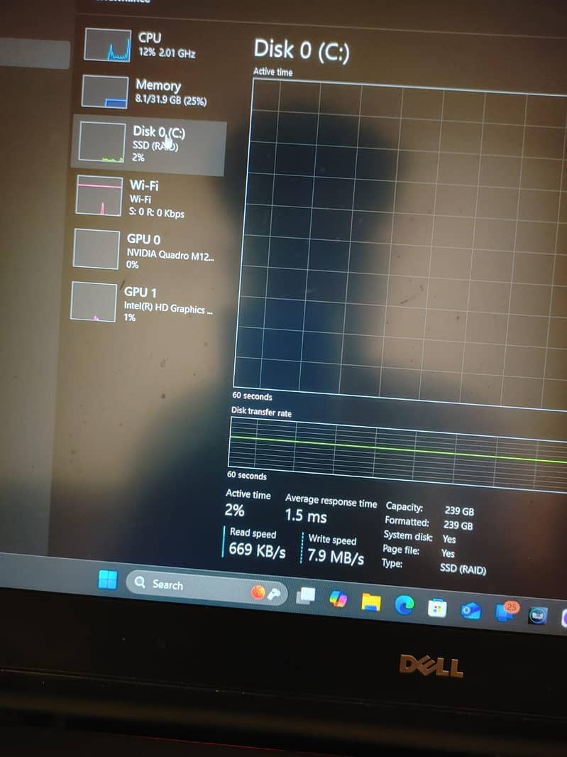 Dell Precision 5520 workstation - Laptops - 1107609041