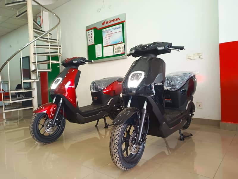 Honda ICON E Electric Scooty New 2025 Model - Electric - 1107640855