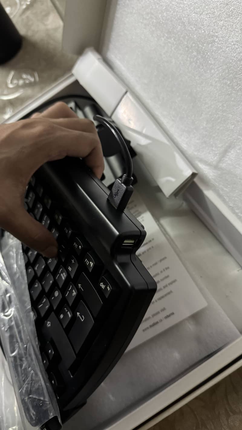 Ergo pro keyboard - Computer & Laptop Accessories - 1107647909