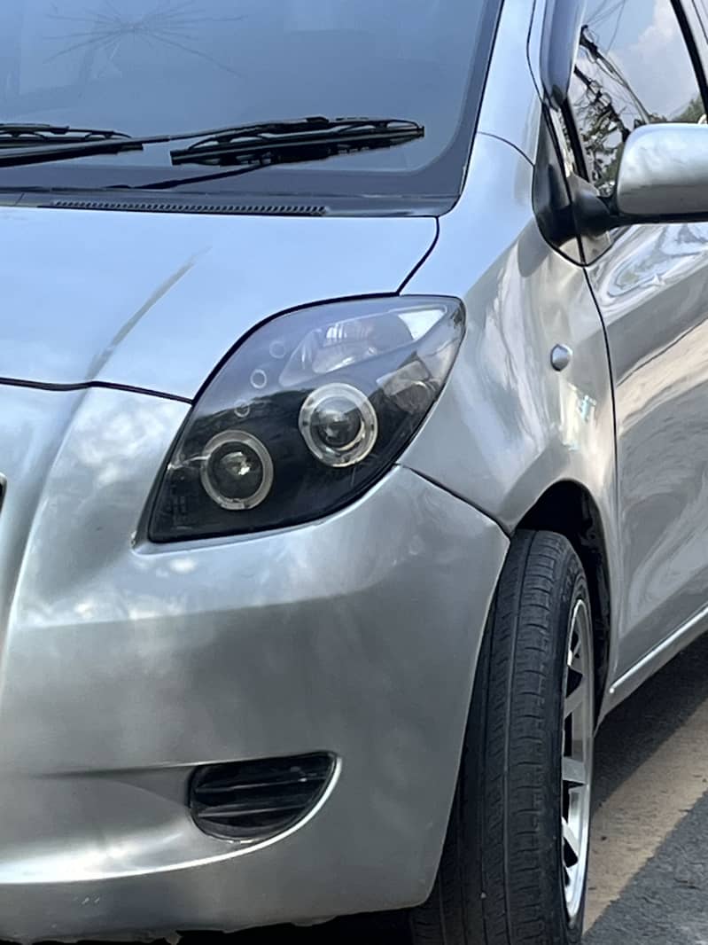Vitz 1300 cc - Cars - 1107680553