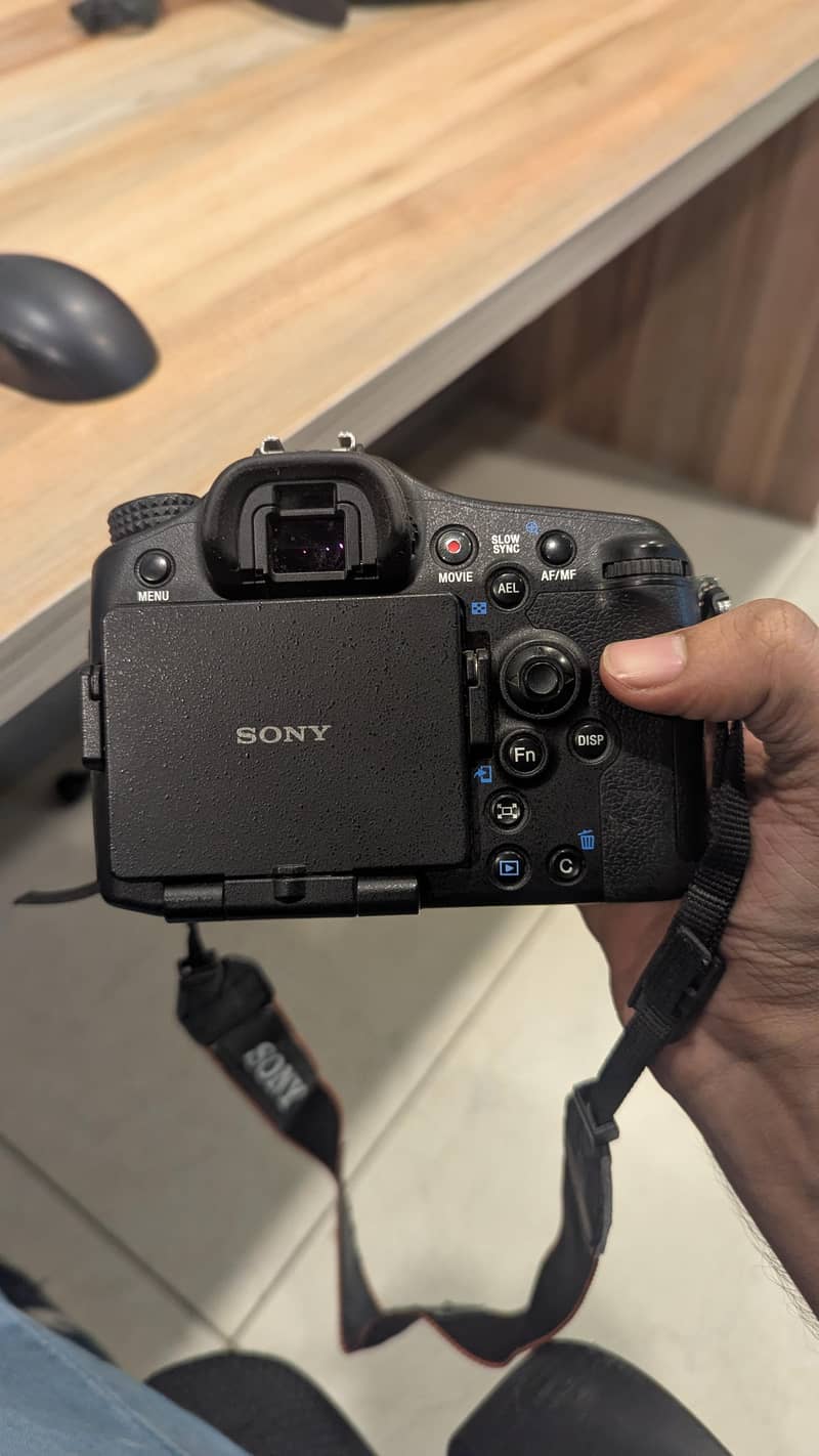Sony a77ii DSLR camera - Video Cameras - 1107684133