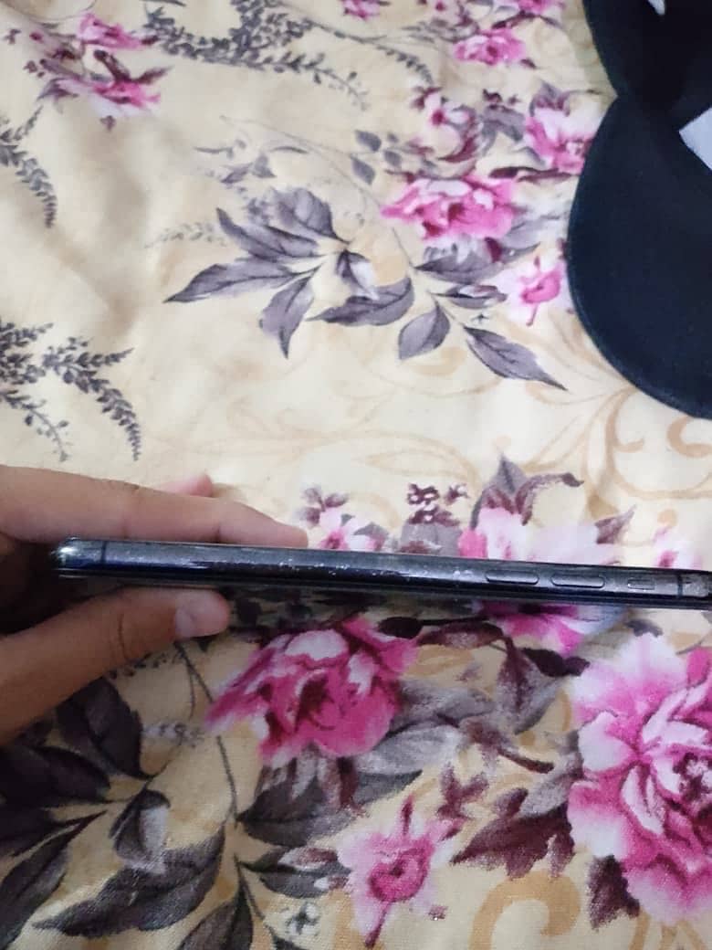 Iphone x 256 gb pta official approved - Mobile Phones - 1107694166