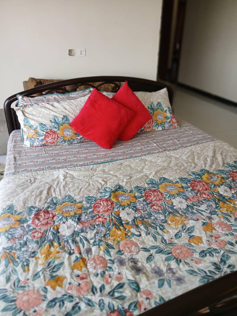 Used Bed For Sale - Solid Wood - Beds - 1107736932