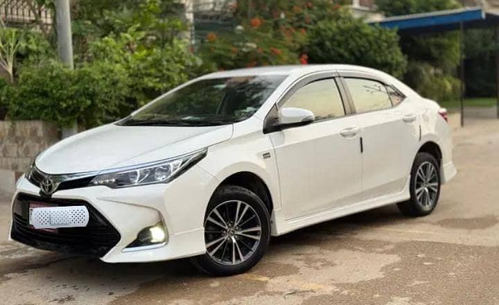 Altis X 1.6 new car - Cars - 1107744822