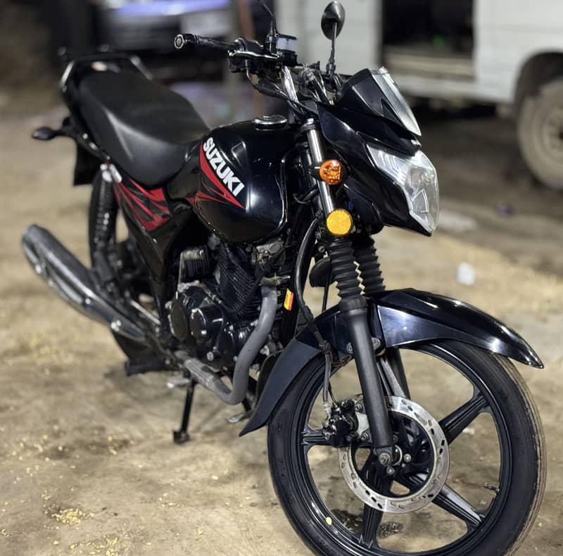 Suzuki GR150 Black - Standard - 1107800469
