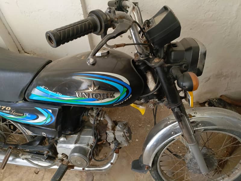 unique 70 cc seal engine. - Standard - 1107801748