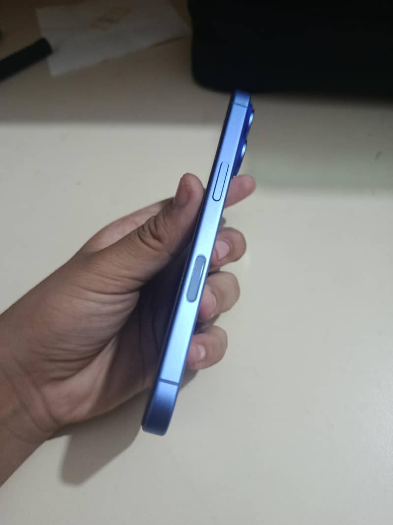 iPhone 16 512 GB UK MDM - Mobile Phones - 1107805920