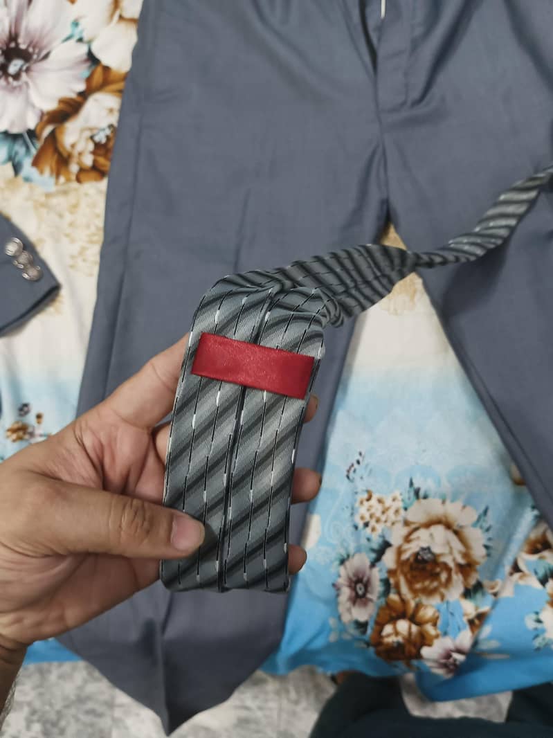 3 piece pent coat in gray color with beautiful tie for sale - Western ...