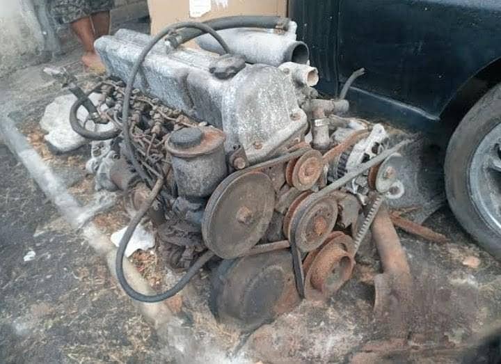Nissan 6cylinder LD28 2800cc diesel engine gear - Engines - 1107813050