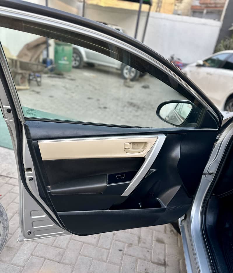Toyota Corolla Gli 2016 Model - Cars - 1107867669