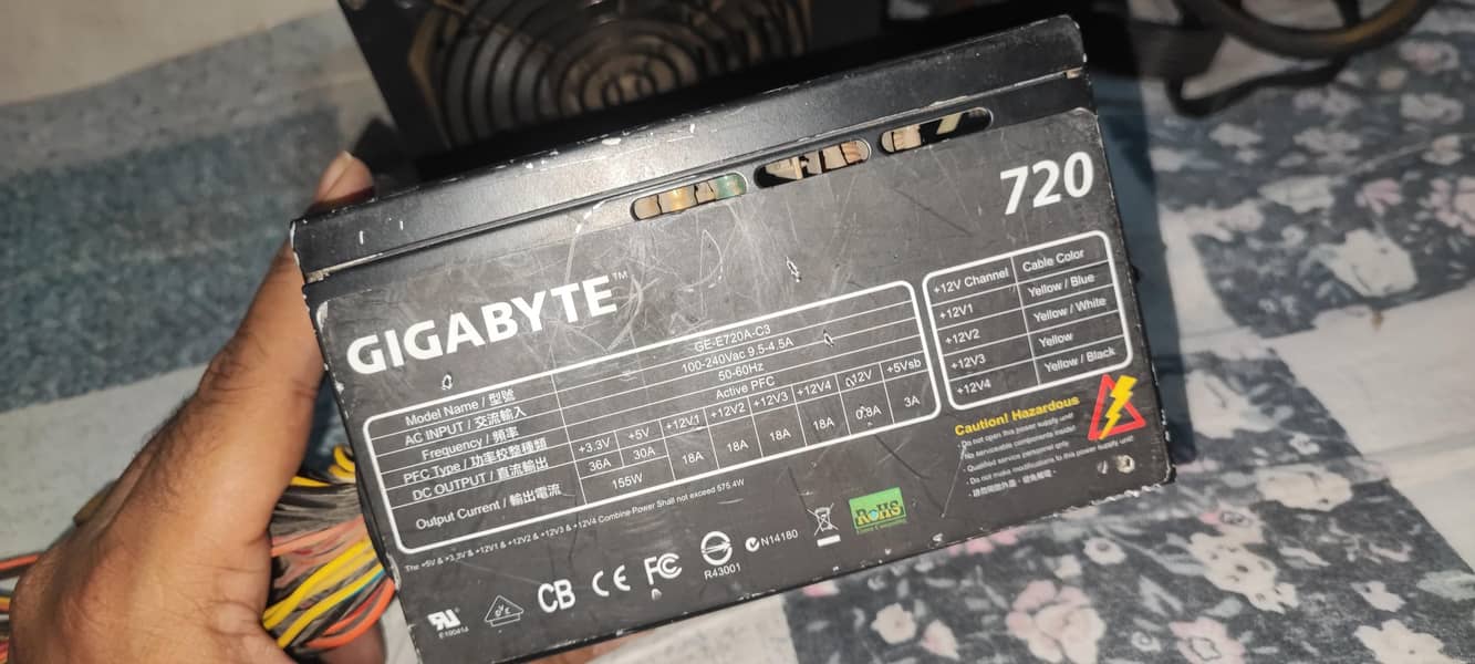 Gaming computer power supply - Computer Components - 1107480831