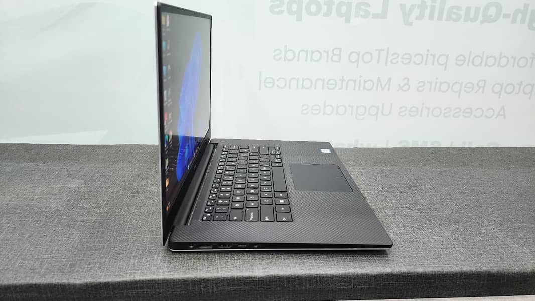 Dell Precision 5540 Core i7-9 | 16 gb | 512 SSD | 4gb Gpu T2000 ...