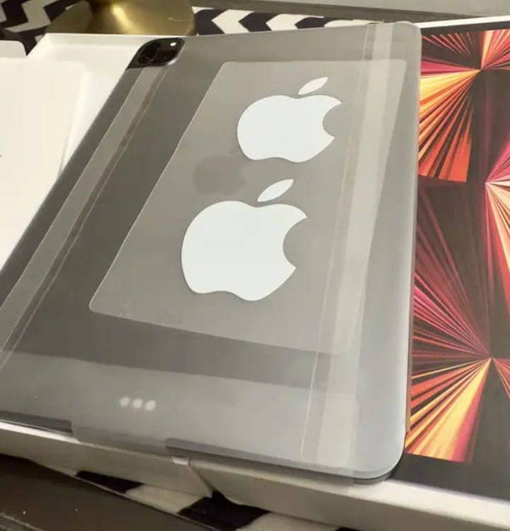 Apple iPad pro M1 chip - Tablets - 1107900018