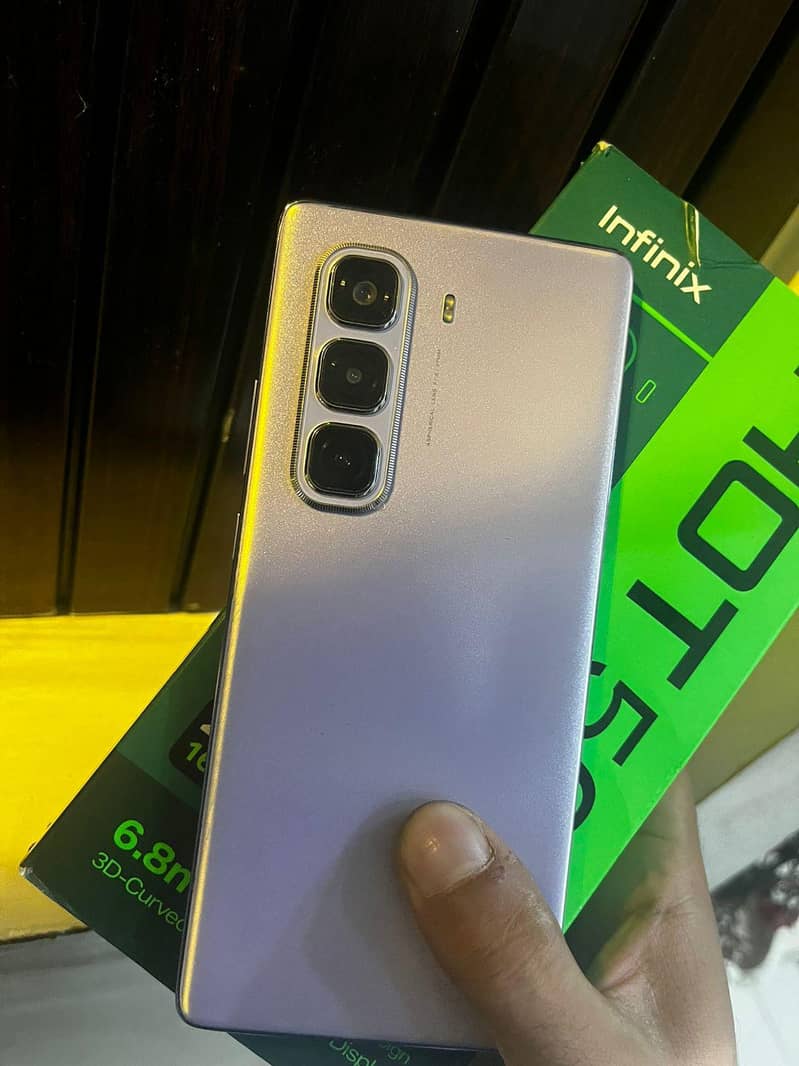 Infinix hot 50 pro plus - Mobile Phones - 1107971121
