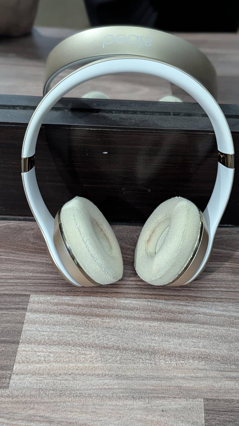 Razer Barracuda Logitech Zone Beats Solo 3 Sony ch-510 - Headphones ...