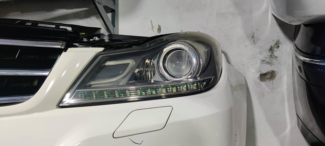 Mercedes Benz W221 W204 W211 W203 W212 S C E Classes Complete Nose Cut ...