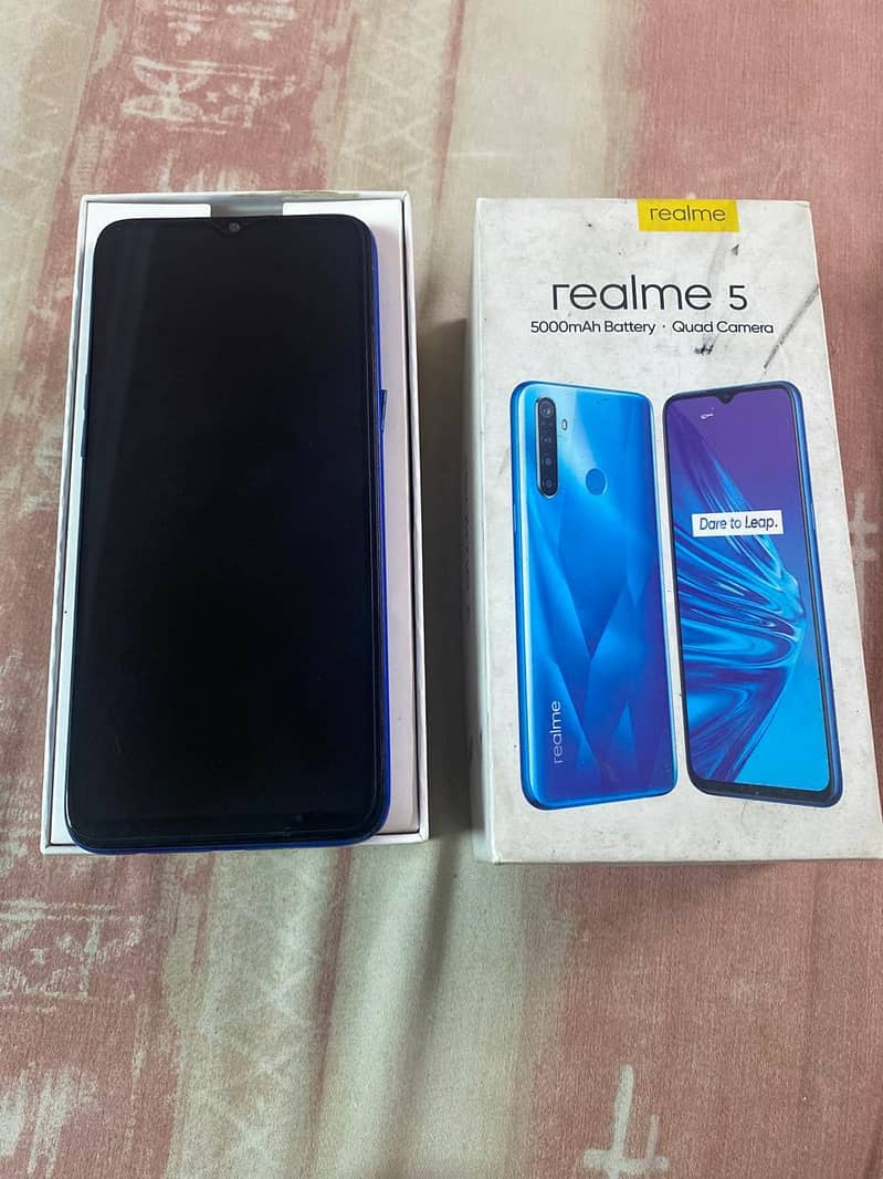 Realme 5 - Mobile Phones - 1108107056