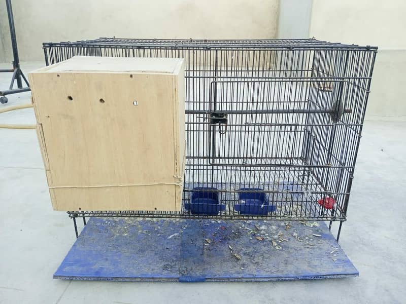 iron solid cage with big box - Hen Cages - 1108158402