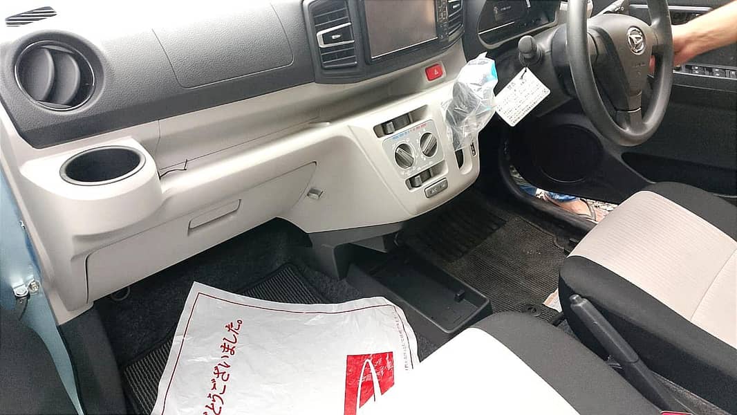 Mira XSA 3 Grade 5 AA import July 2025 Model 2022 - Cars - 1108160120