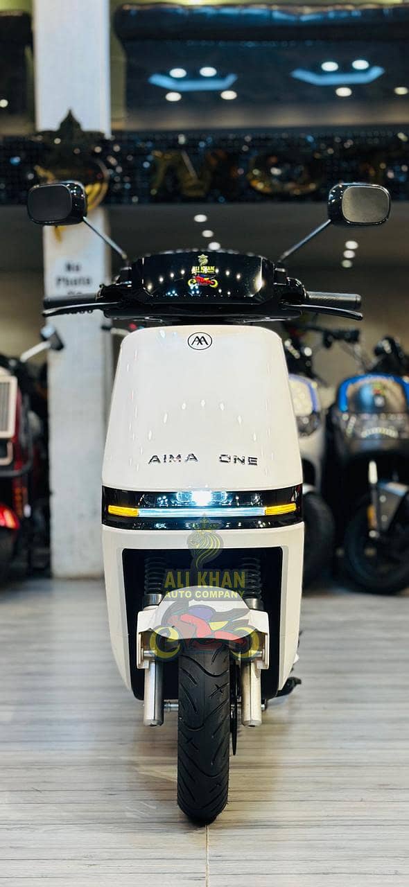 EVEE S1 S1 Pro Metro Yadea New Asia Ramza Aima Scooty scoty scooter ...