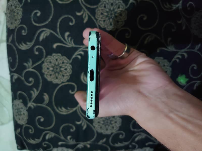 itel A70 4+4gb 256gb - Mobile Phones - 1108354053