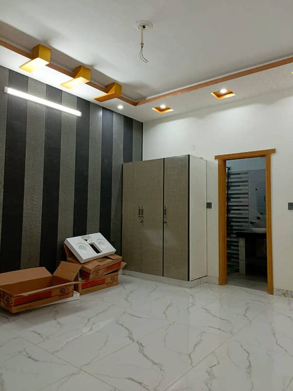 SILENT COMMERCIAL PORTION AVAILABLE FOR OFFICE PROME LOCATION 60 FT ...