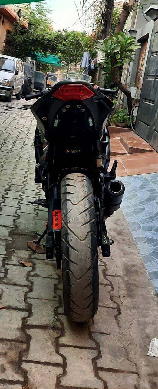 Kawasaki (Ninja ZX300R) - Sports & Heavy Bikes - 1108359491