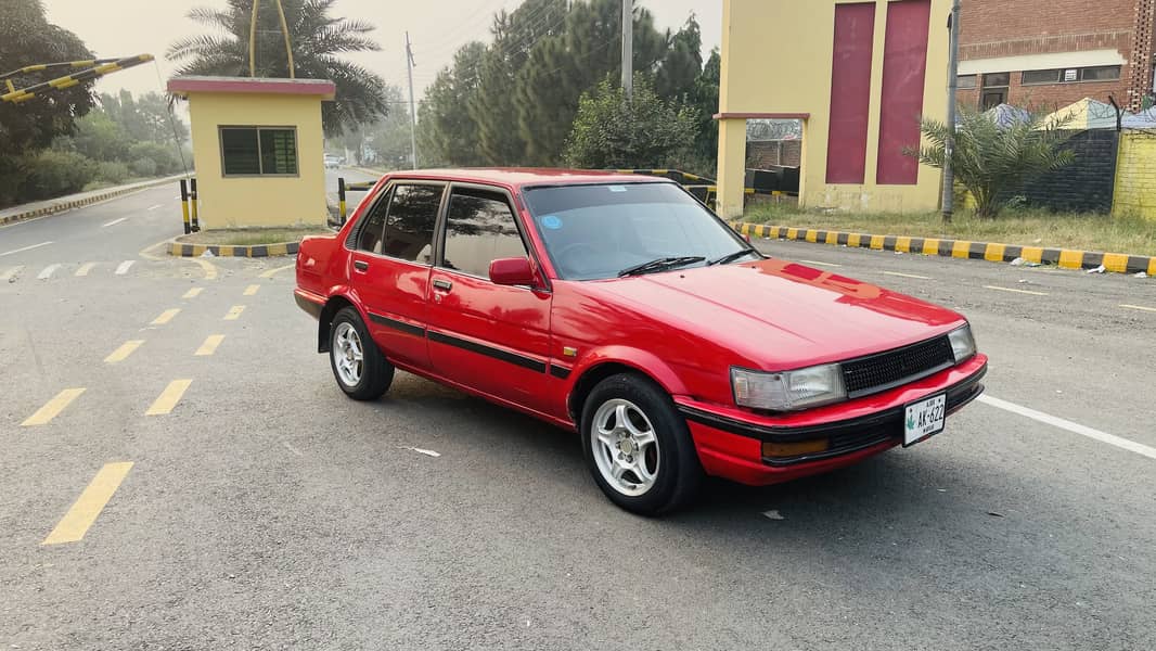 TOYOTA COROLLA 86. / 86 corolla automatic gyre 1.5 L petrol engine ...