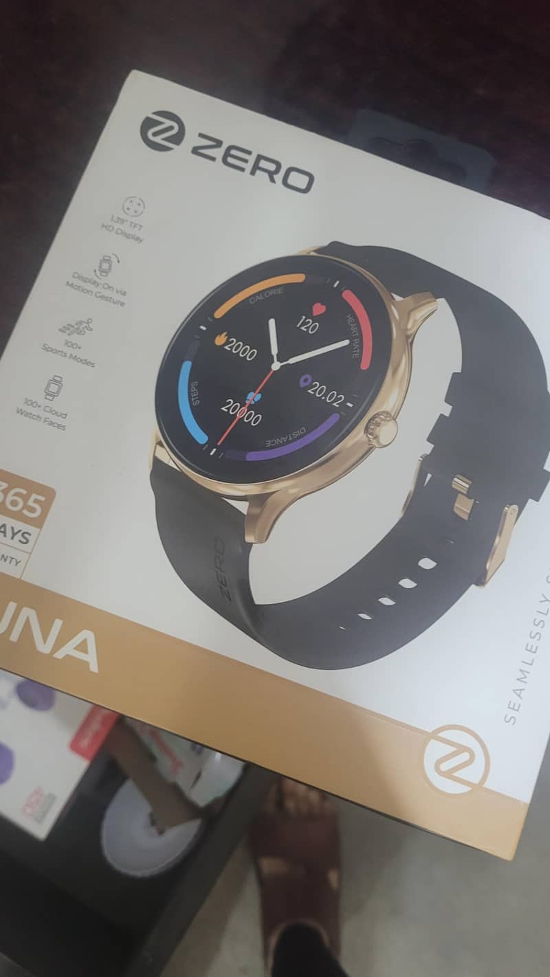 luna smartwatch - Watches - 1108446681