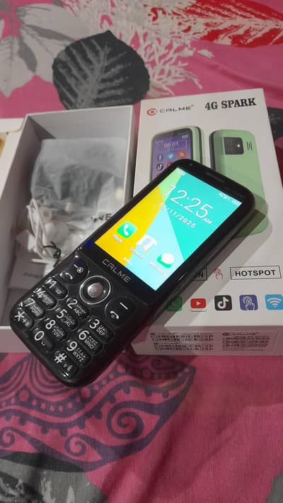 CALME 4G SPARK 2/16 9/10 only small line on screen not seen. . - Mobile ...