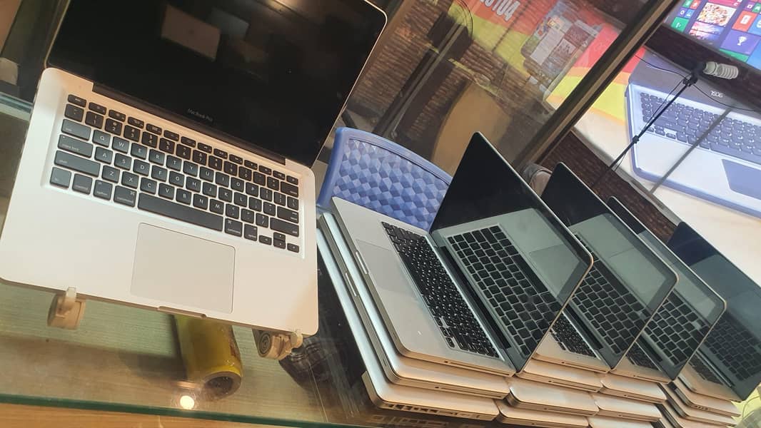 Laptop, Macbook, 10k, 20K, 30k, 40k, 50k,80k - Laptops - 1108533800