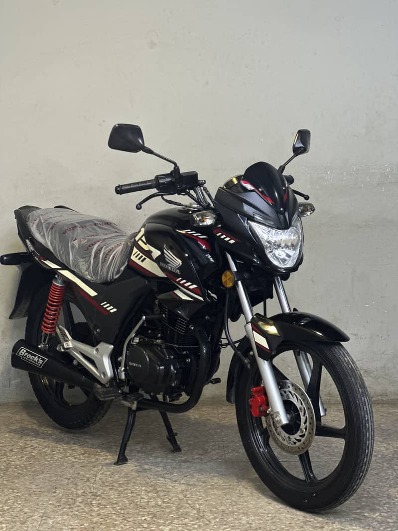Honda cb150f 2024 model ( low millage ) - Standard - 1108581328