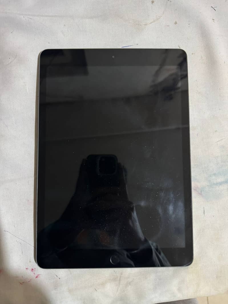 I pad 8 gen - Tablets - 1108582128