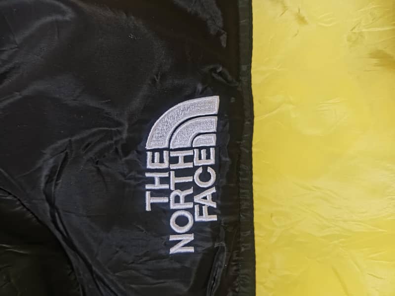 The North Face 1996 Nutpse 700 down jacket—XL FA19 Black & Yellow ...