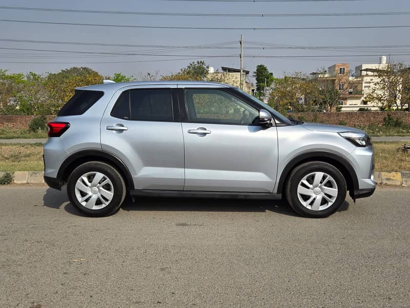 2020 Toyota Raize Rocky Yaris Swift City - Cars - 1108597302