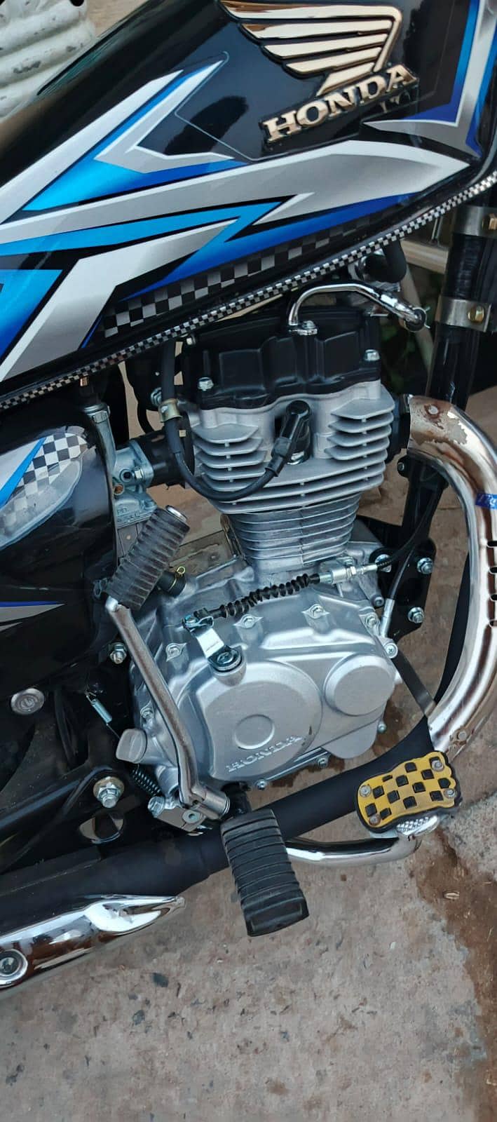 Honda 125 original 25 model only 2600km genuine use Total genuine ...