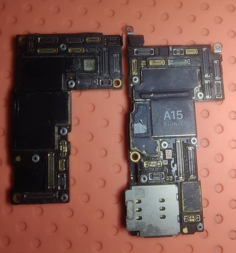 13/12 pro max mother board - Mobile Phones - 1108632770