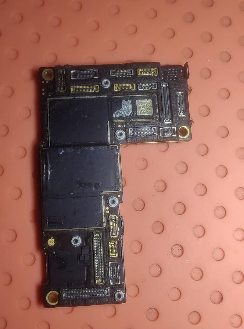 13/12 pro max mother board - Mobile Phones - 1108632770