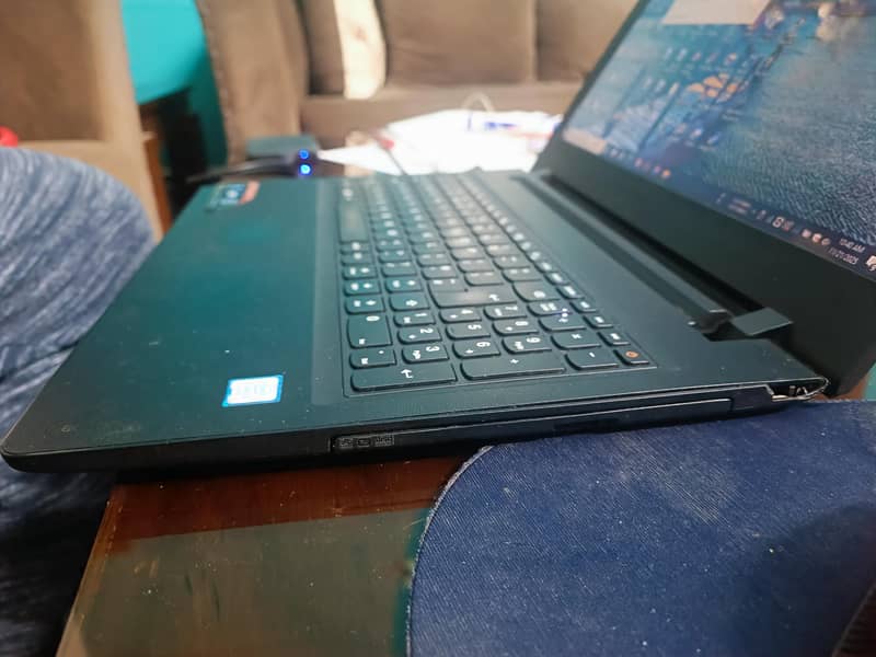 lenovo ideapad 110 core i3 6th gen - Laptops - 1108651501