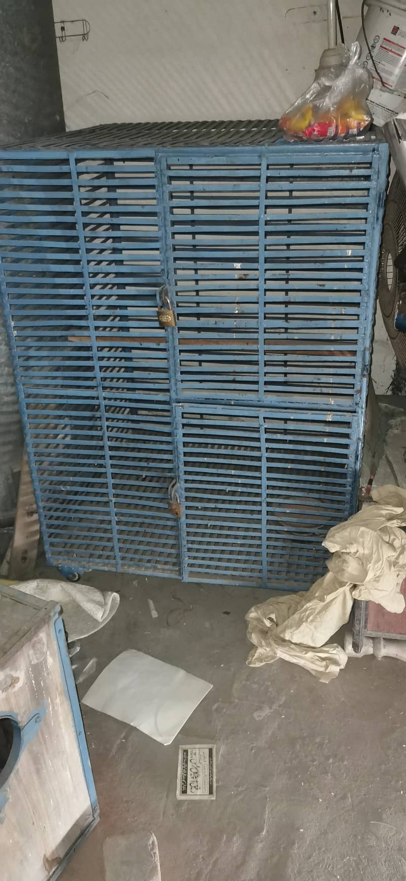 Double Portion Iron Parrot Cage 3.3. 4 ft strong & full fresh - Hen ...
