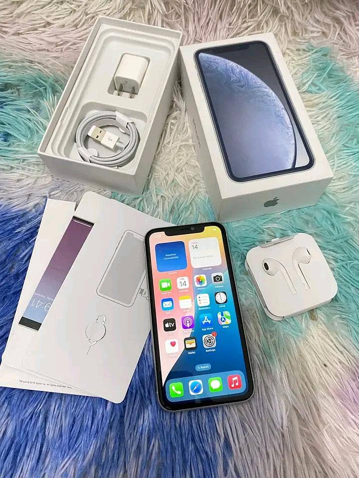 iphone XR 128gb - Mobile Phones - 1108678827