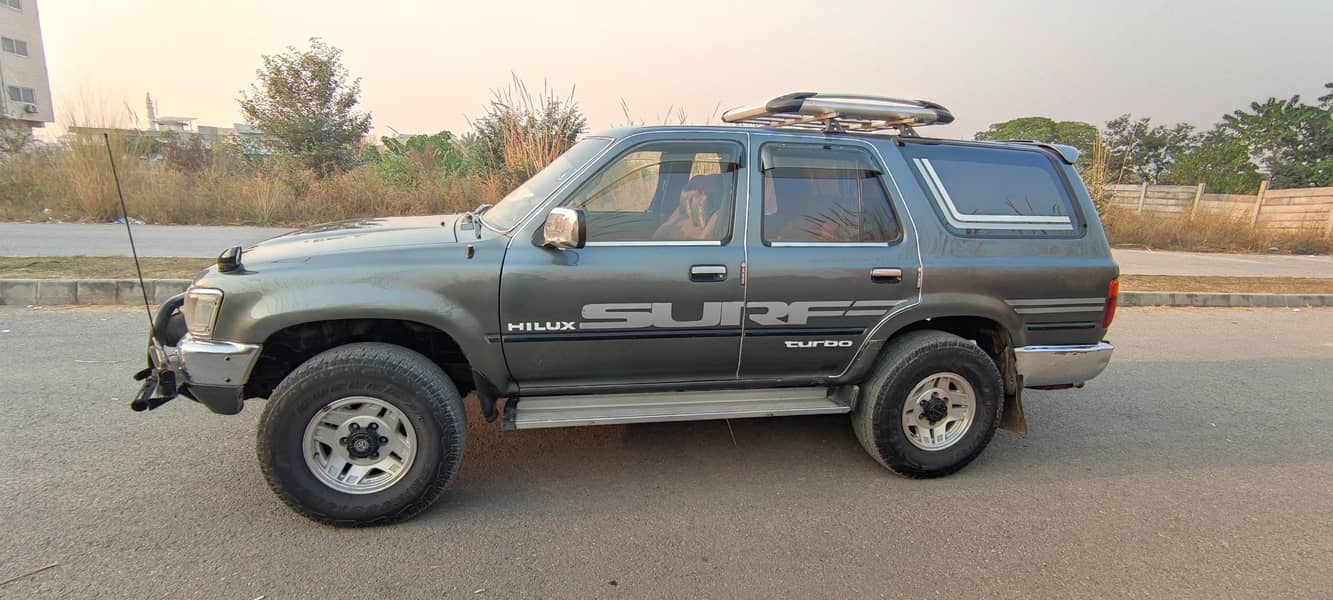 Toyota Surf SSR. X 3.0D - Cars - 1108694365