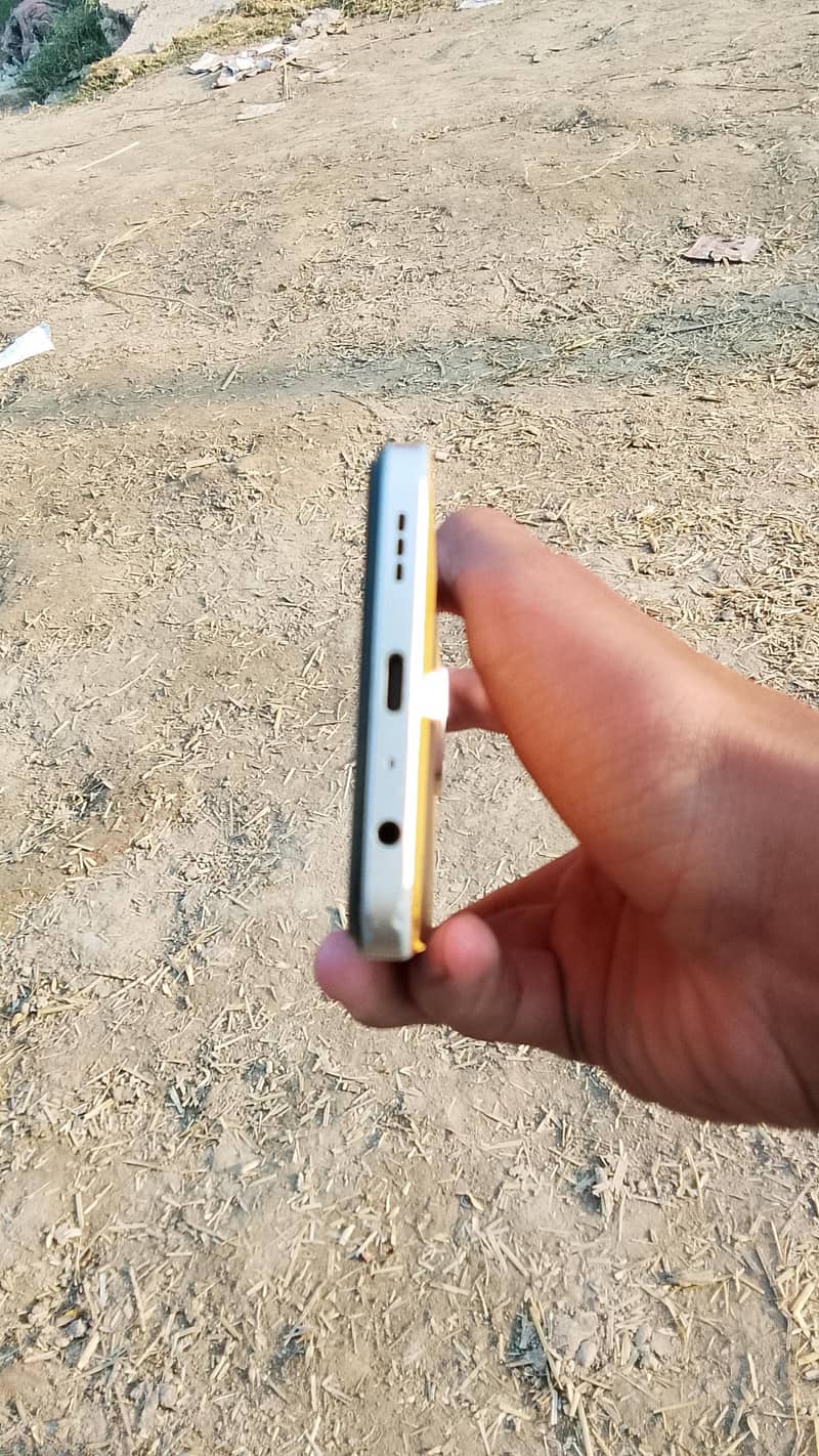 bas screen par shad ha Baki brand new ha panel genuion ha - Mobile ...