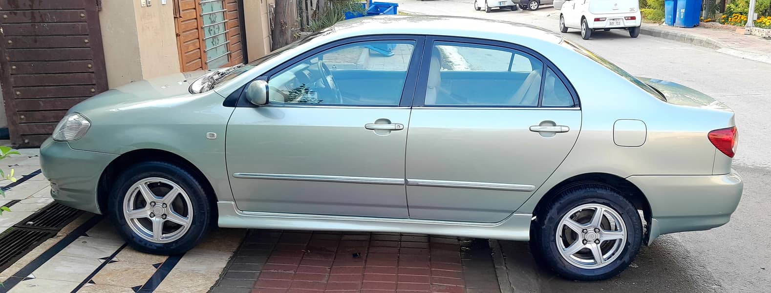 . Toyota Corolla altis 1.8 Antique 2007model for sale. - Cars - 1108305851