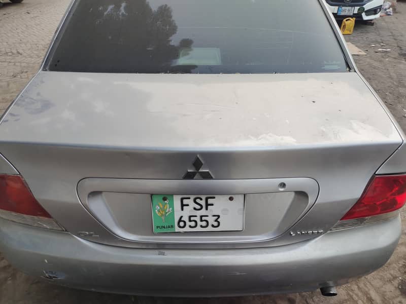 lancer 2005 cheep body and engine parts - Doors & Components - 1108729340