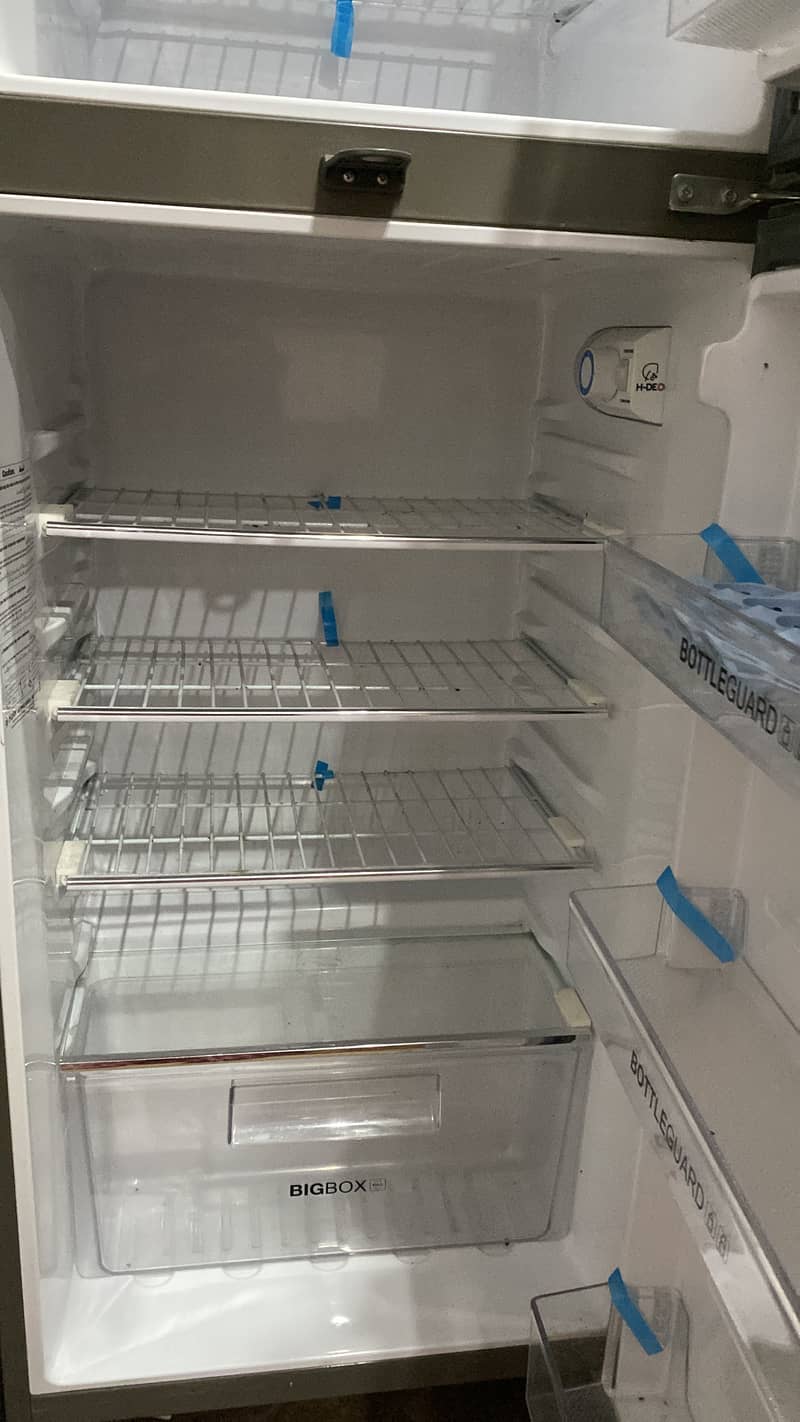 Haier Fridge Small size - Refrigerators - 1108736100